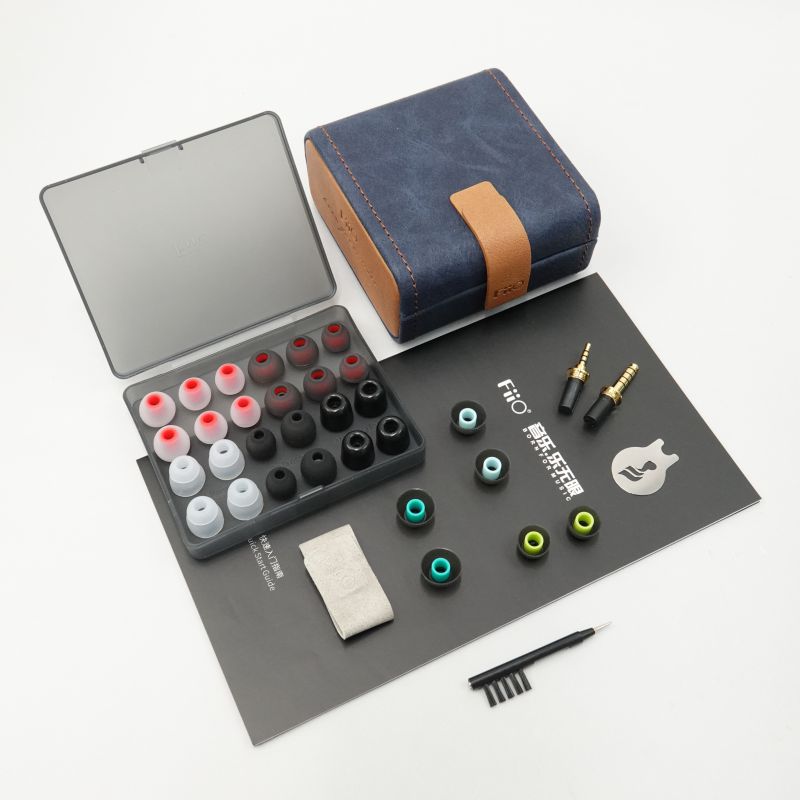 FIIO FX15[FIO-IEM-FX15-B] 中古 240001181579｜フジヤエービック