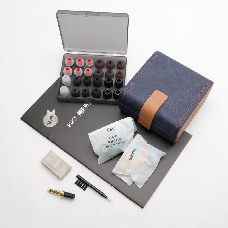 FIIO FX15[FIO-IEM-FX15-B] 中古 240001187607｜フジヤエービック